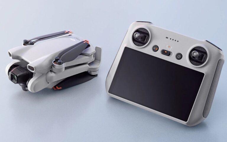 DJI Mini 3: Cheaper, but less featured - First Quadcopter