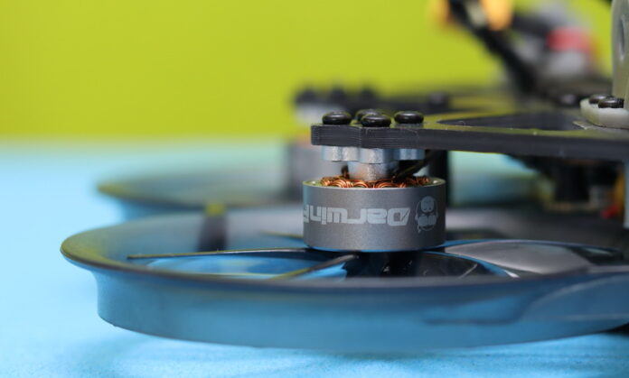 DarwinFPV CineApe 25 review: CineWhoop for $139 - First Quadcopter
