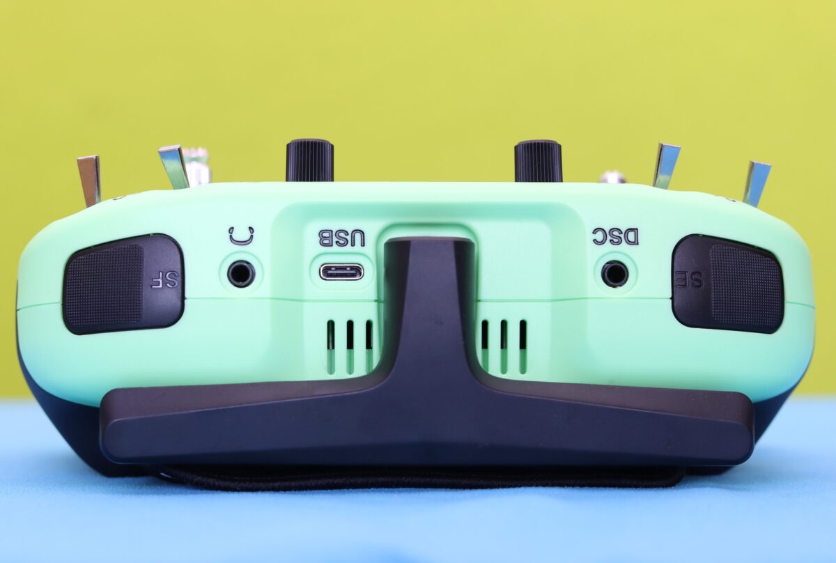RadioMaster TX15: Say hello to the future of ELRS - First Quadcopter
